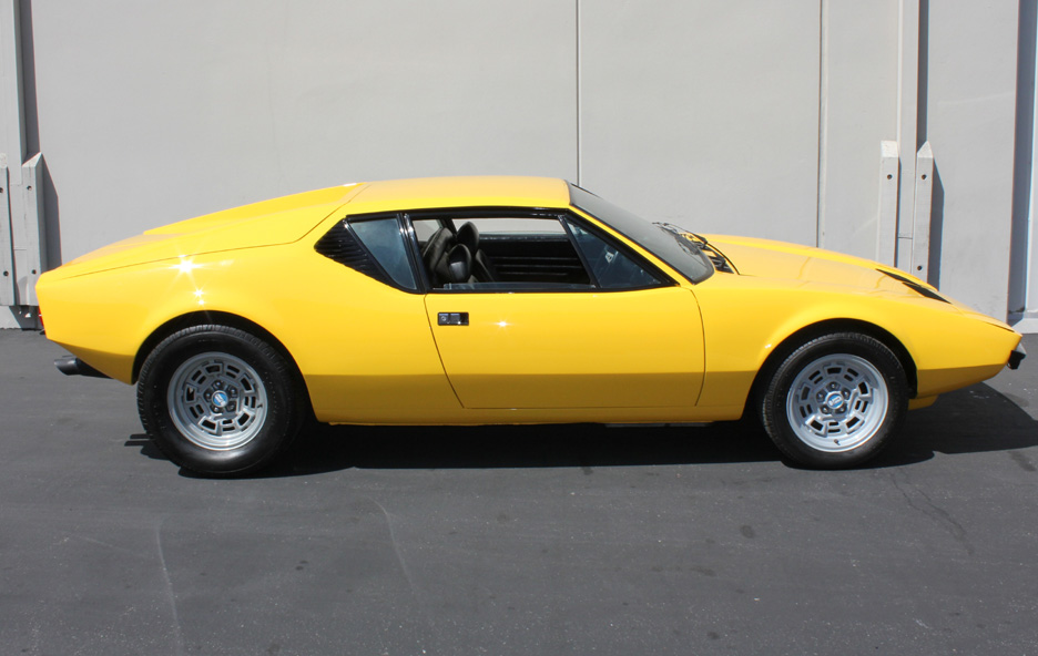 Yelow 1972 Pantera Pre L For Sale
